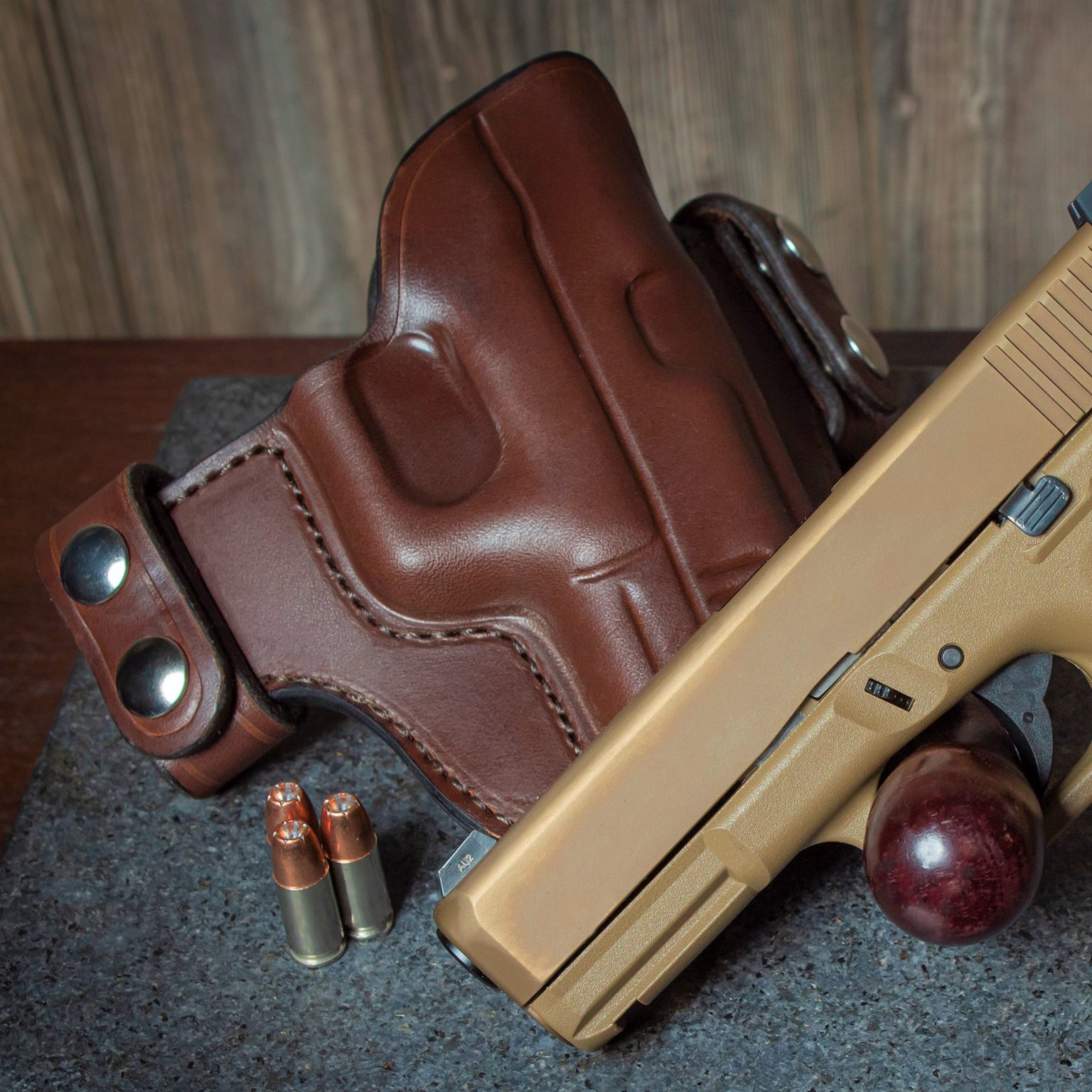 Quickship Glock 19 Removable Leather Holster Model TRC